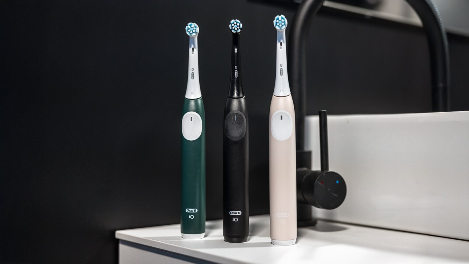 Oral-B celebrates launch of new Oral-B iO2