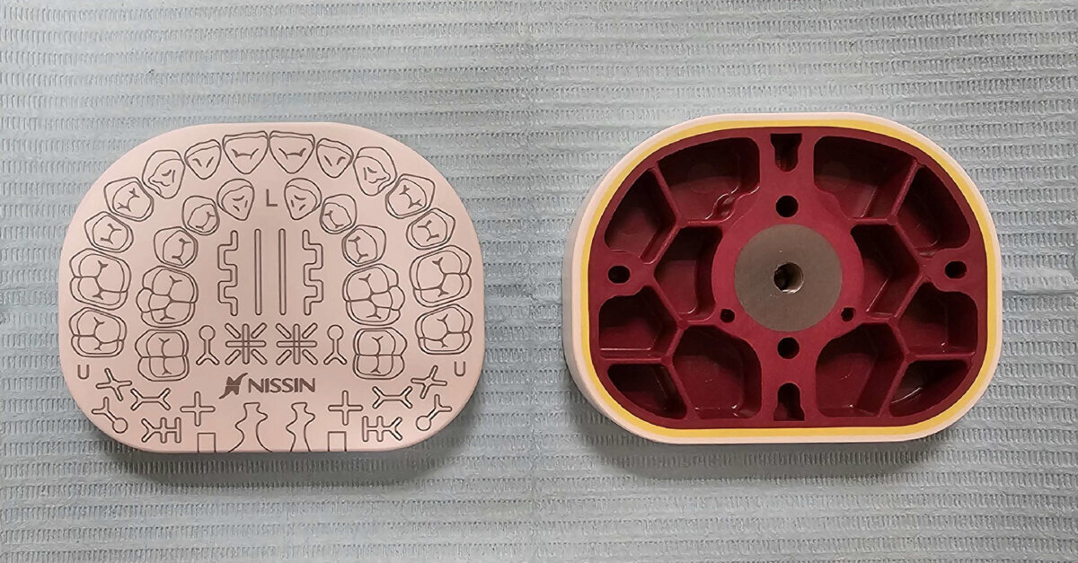 Multilayered drilling plate improves preclinical training