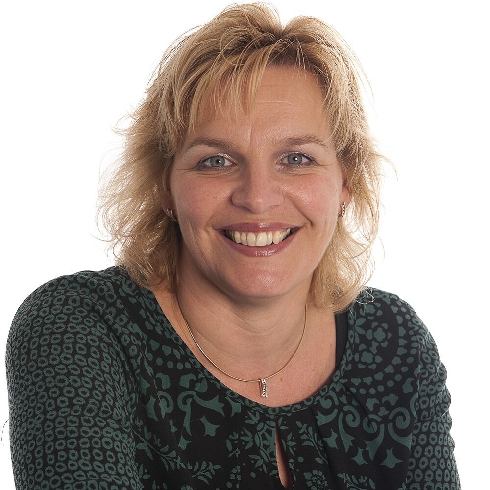 People - Connie Peterse-van der Koppel - Dental Tribune MEA