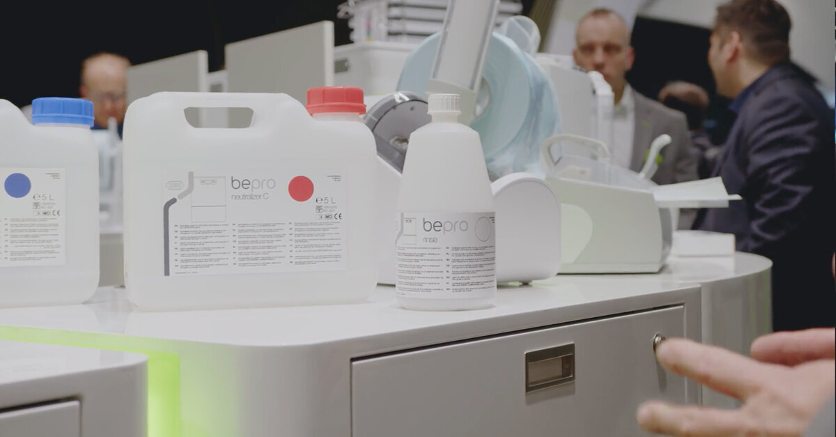 Christian Stempf presents the new W&H BePro hygiene portfolio